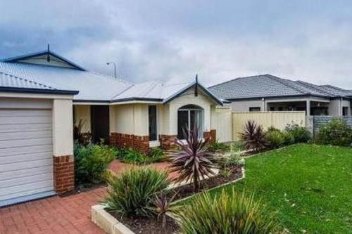 Great Location Home Living! - Austpro Properties