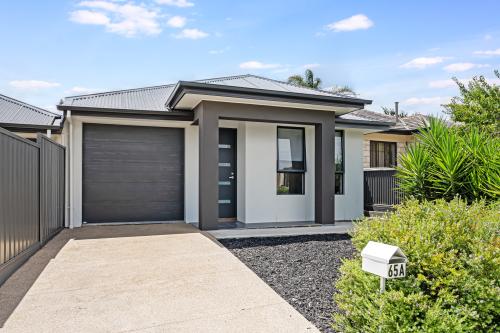 Bailey Property - Fabulous Home, Fabulous Location!