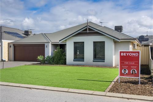 Beyond Real Estate - Beautiful family home in the heart of Piara Waters