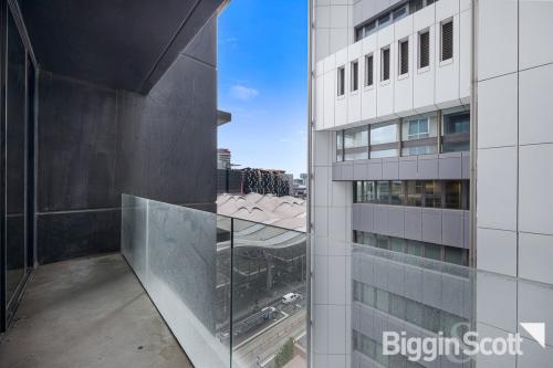 Great Location - Liberty Tower - BigginScott