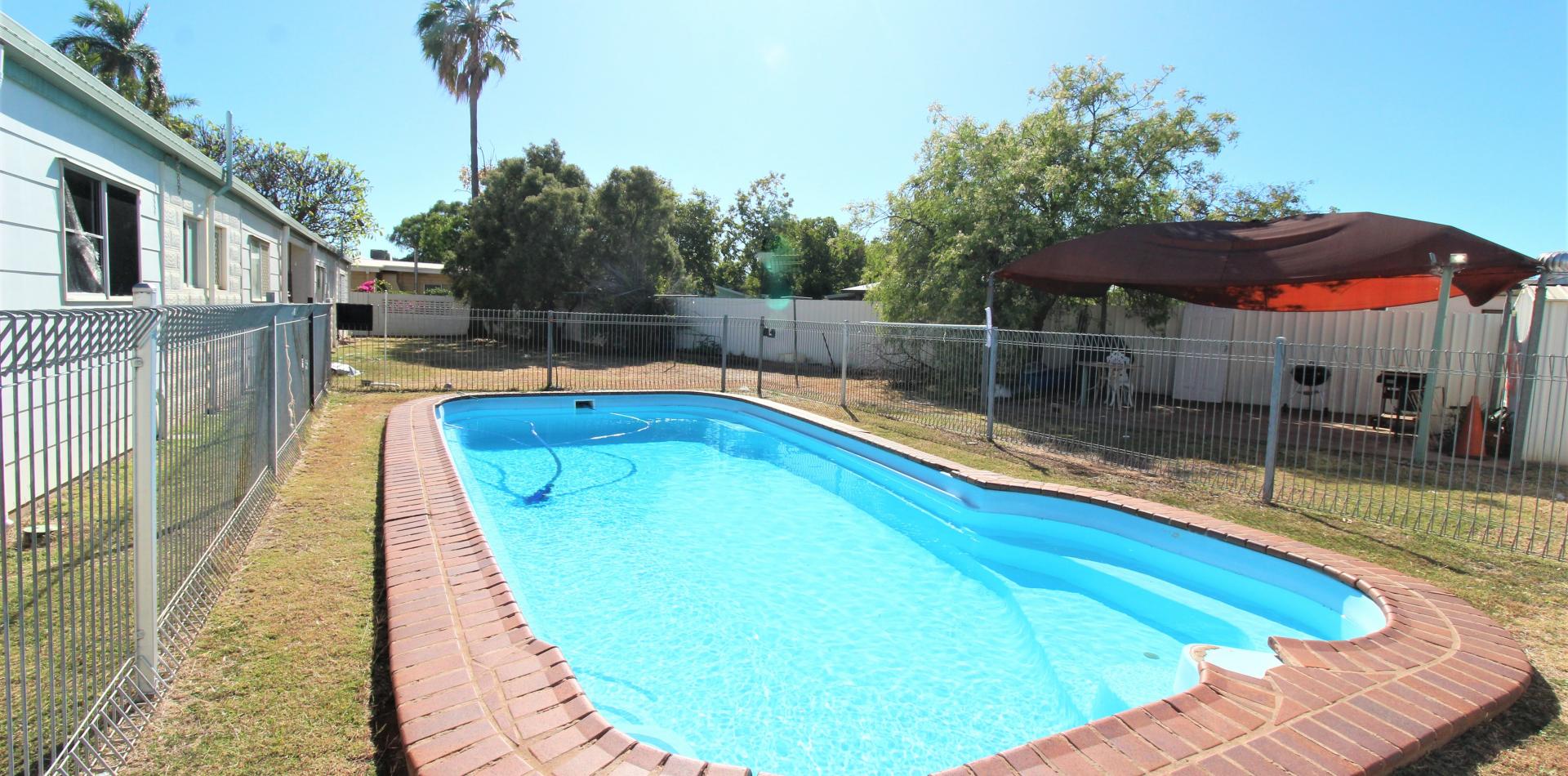 Shared Pool & BBQ Area! - City and Country