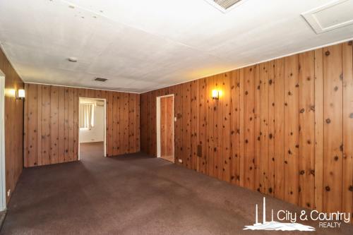Potential on Corbould! - City and Country