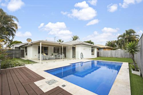 Surf, Sunshine, Good Times: Beachside Wurtulla! - Code Property Group ...