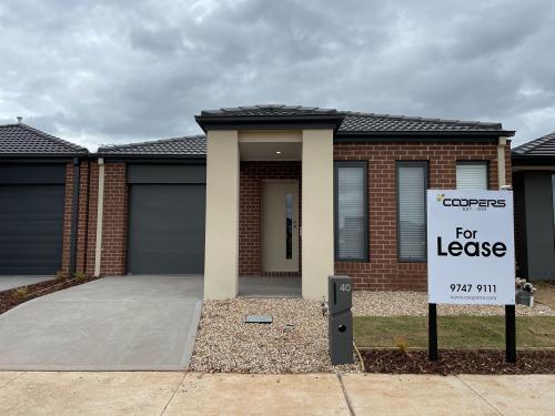 Cooper Real Estate - Brand new home in Ideal Location!