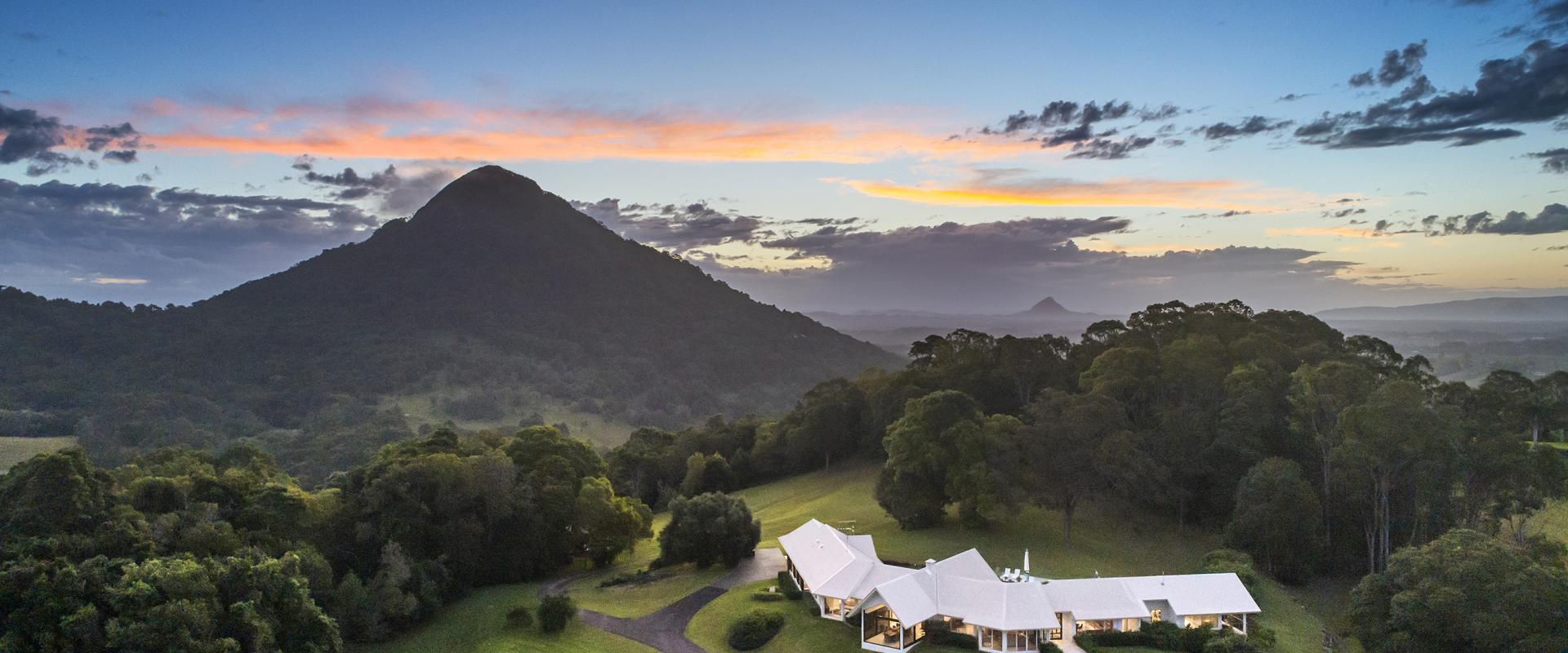 David Berns Real Estate - ICONIC ONE LEVEL MASTERPIECE LOOKING STRAIGHT ...