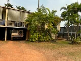 Deborah Duffy Estate Agent - NEAT AND TIDY HALF DUPLEX!