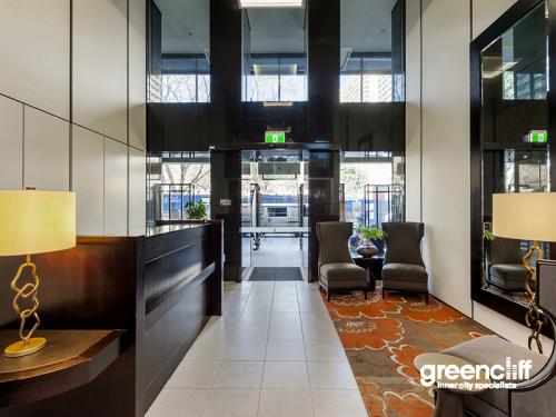 Greencliff - Refreshed and fabulous city pad at Regency Hyde Park