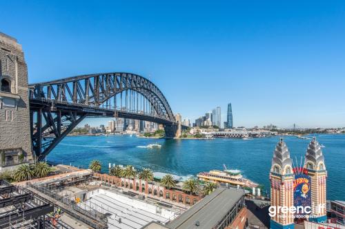 Greencliff - Luxurious Living with Panoramic Harbour Views at 'The ...