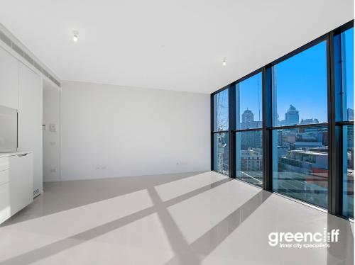 Greencliff - SUN DRENCHED SPACIOUS TWO BEDROOM