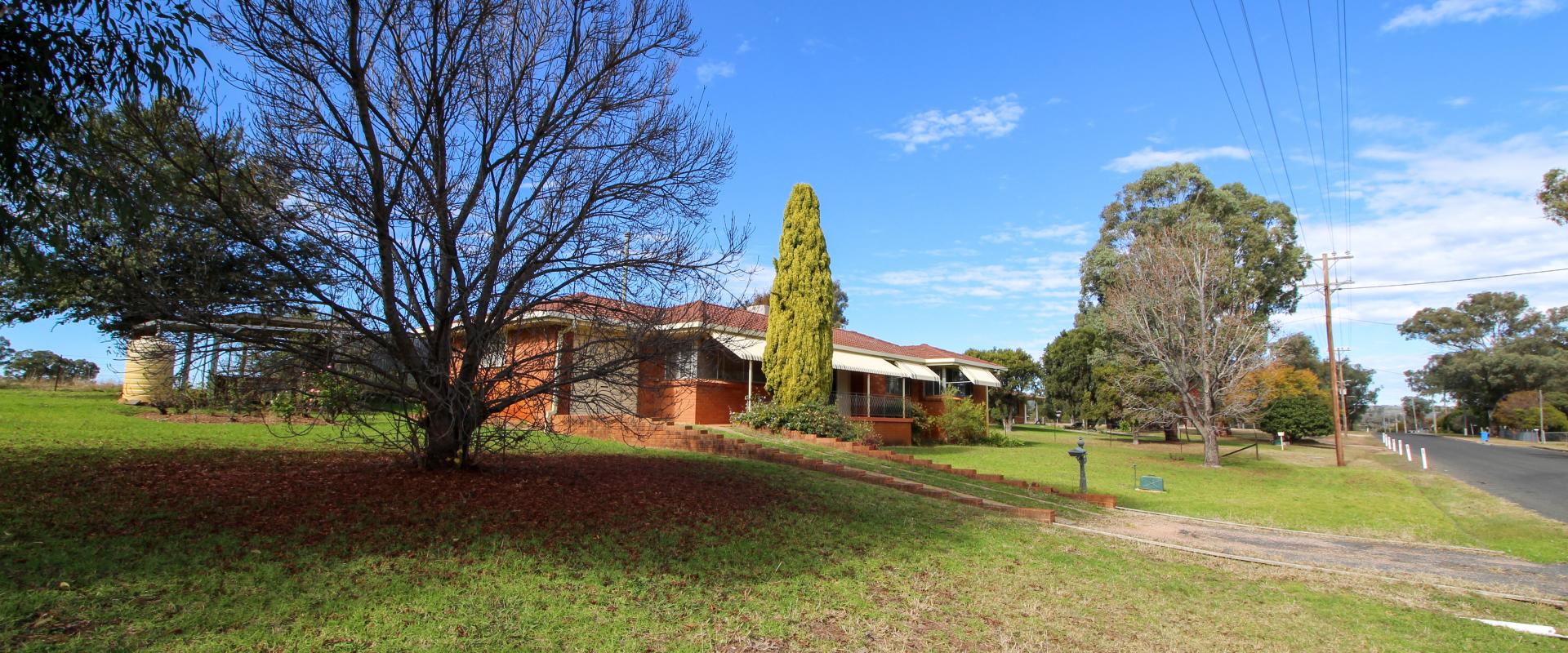 Annabelle's Inverell - Location, Lifestyle on 5 acres