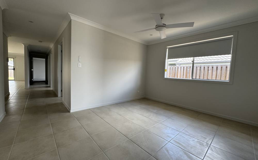 Four Bedroom Brand new home in Logan Reserve - iSale Property