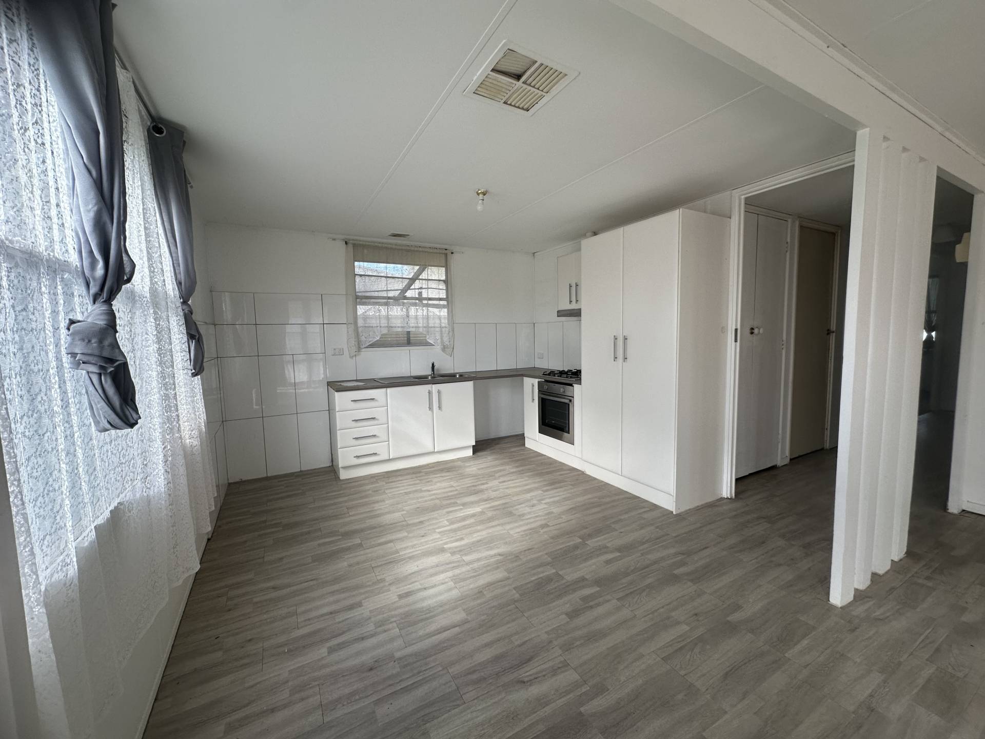 Freshly Updates 3 Bedroom House - Andrew Jenkins Real Estate Freshly Updates 3 Bedroom House - Andrew Jenkins Real Estate