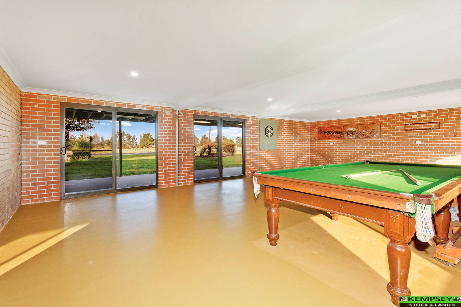 Kempsey Stock & Land - Boat to the Ocean