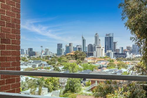 KPR Perth - Twinkle Twinkle City Lights