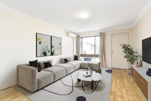 KPR Perth - Courtyard Unit with Top Rent