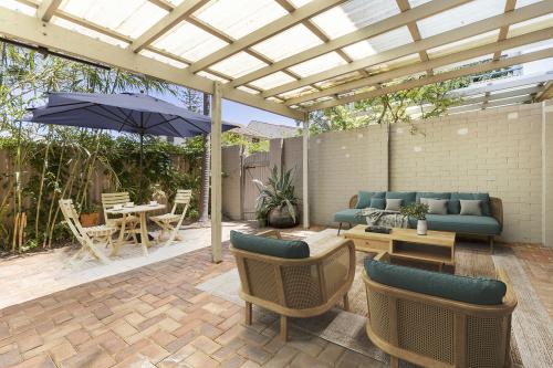 KPR Perth - Courtyard Oasis