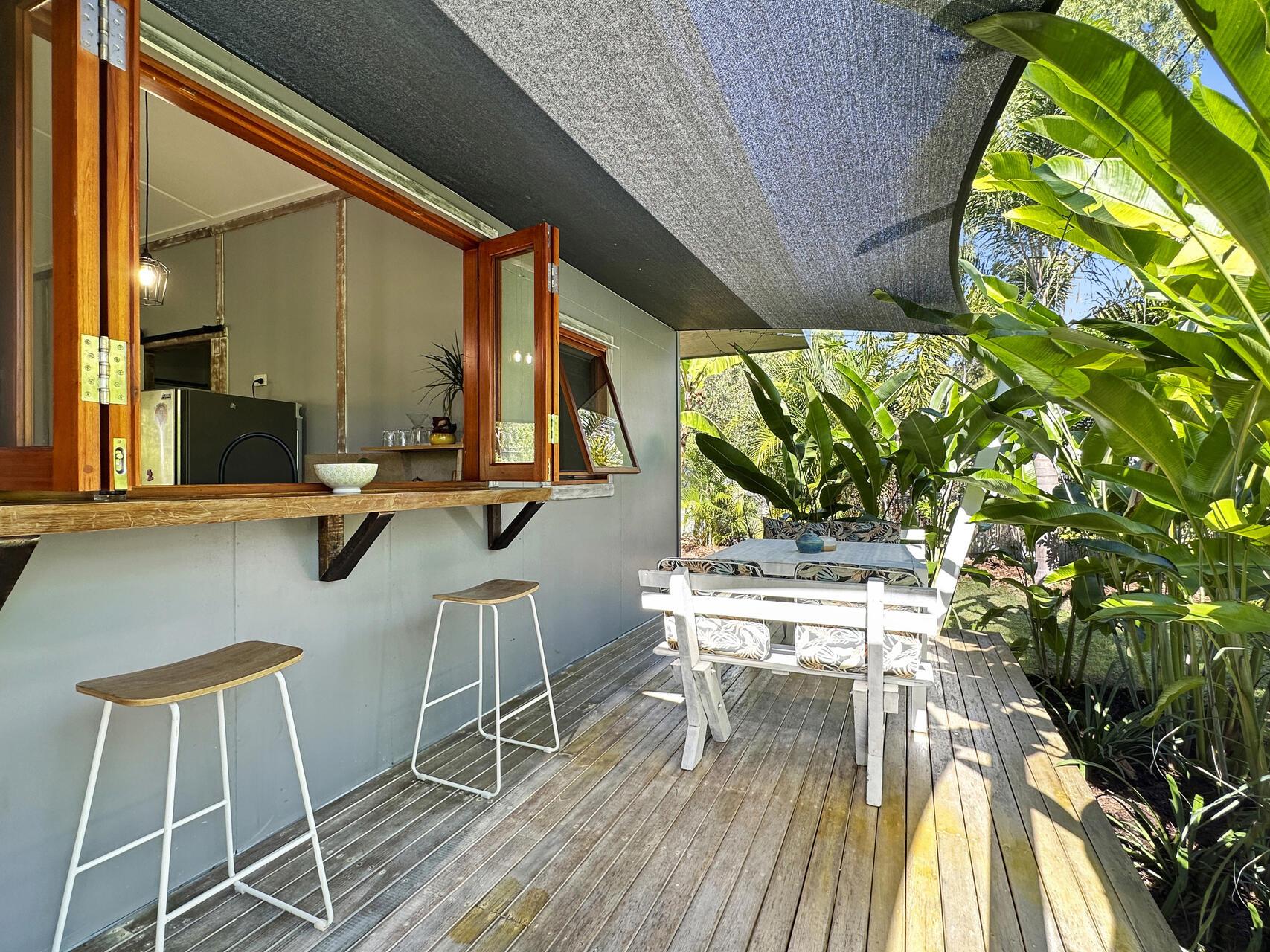 Best of Magnetic - Private Island Hideaway