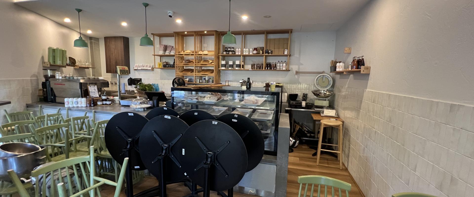 Metro Commercial - FULLY SET UP CAFE & COMMERCIAL KITCHEN