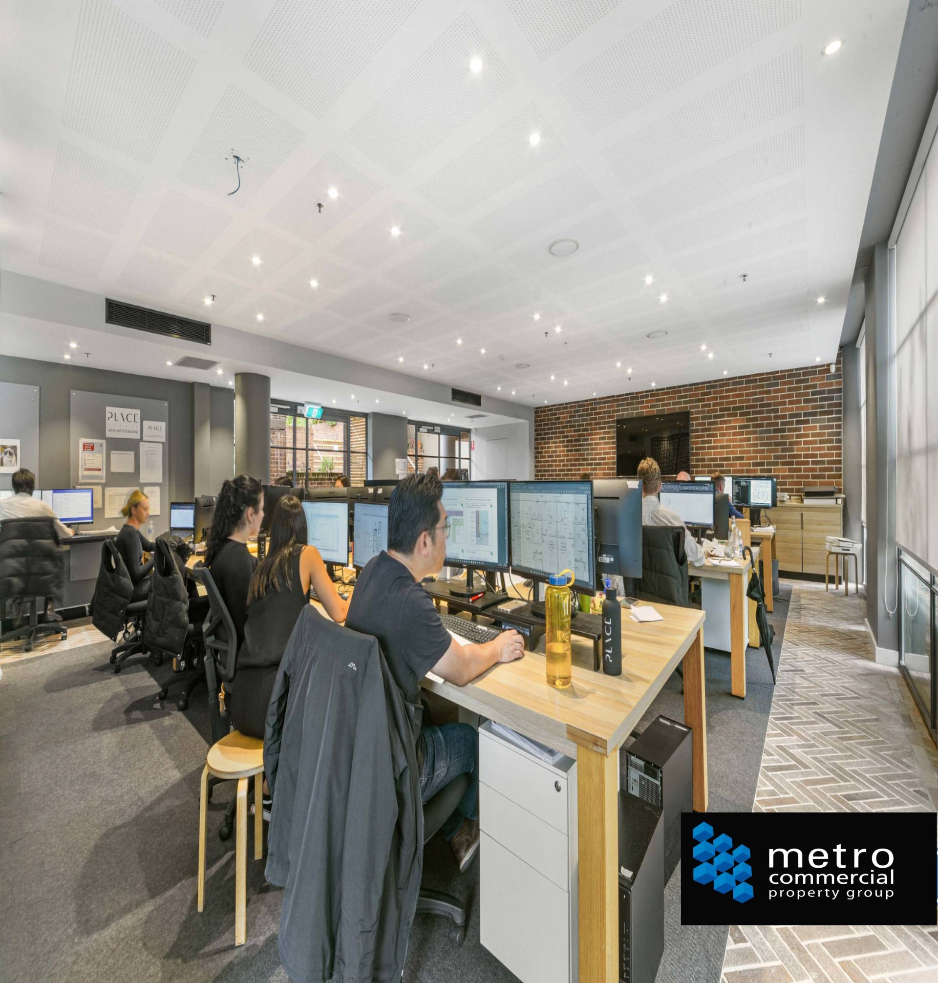 Metro Commercial - SUPERB WAREHOUSE STYLE CORPORATE HQ / OFFICE ...