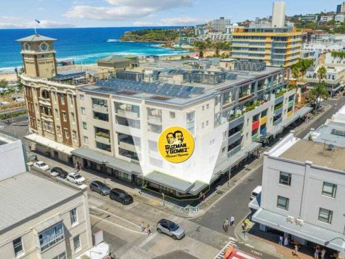 Metro Commercial - TROPHY BONDI BEACH GUZMAN Y GOMEZ FAST FOOD ASSET ...