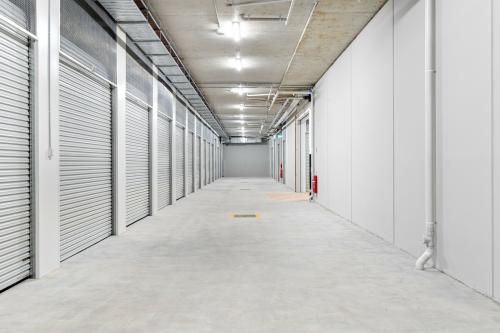 Metro Commercial - BRAND NEW DOUBLE HEIGHT STORAGE UNIT
