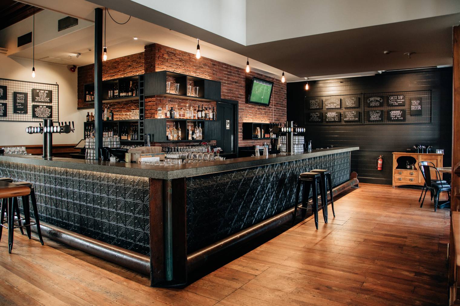 One of NZ's Top 50 Gastro Pubs - NZ Business Brokers