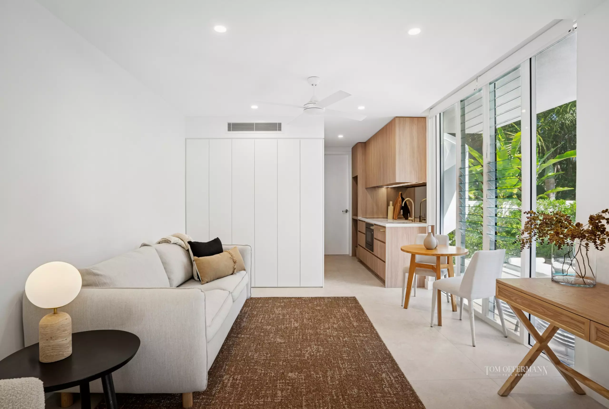 Redefining Evocative Glamour Mere Footsteps to Foreshore - Tom ...