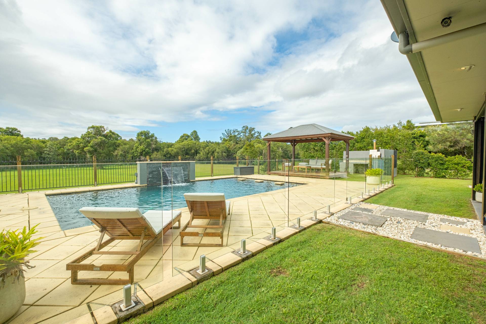 Executive Family Home With ALL the extras! - One Agency Gympie Real ...
