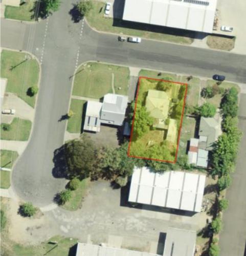 Paull & Scollard Nutrien & Nutrien Ivone Agencies - PRIME LOCATION