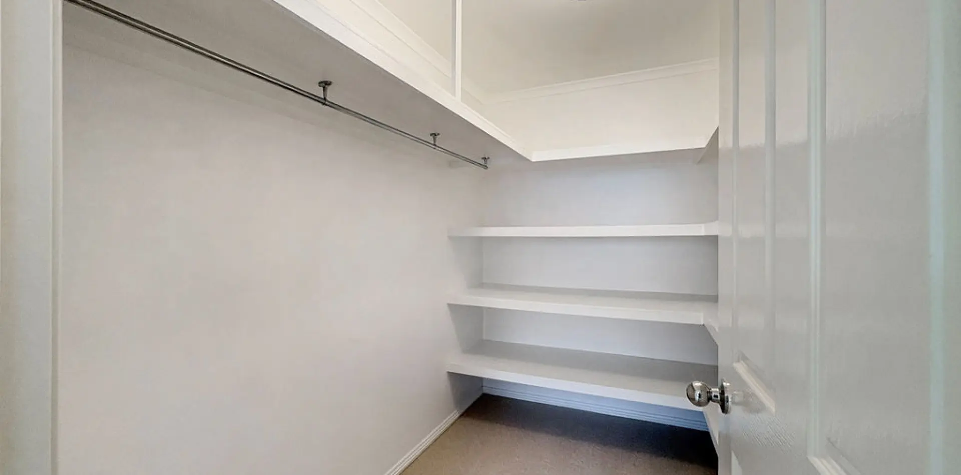 Purtle Plevey Agencies - MODERN LIVING WITH FLEXIBLE SPACE