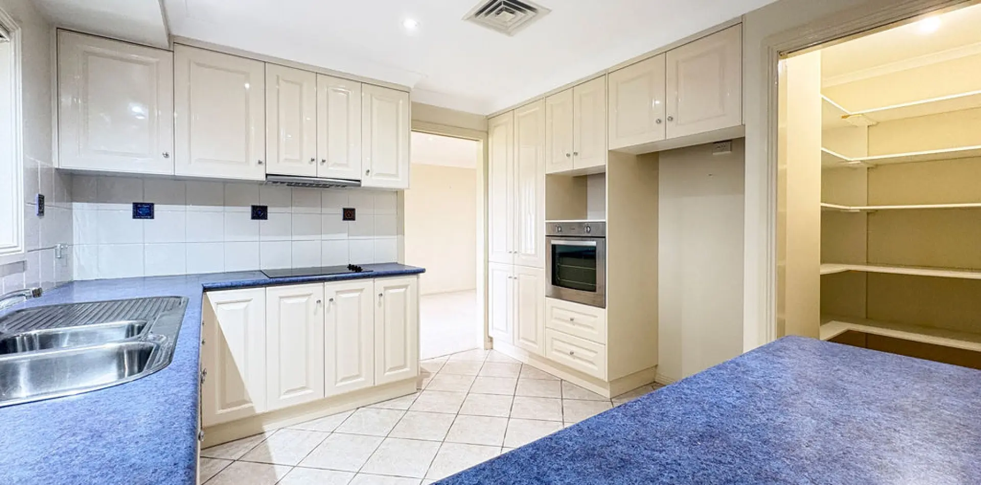 Purtle Plevey Agencies - MODERN LIVING WITH FLEXIBLE SPACE