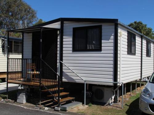 Royal Pacific Residences - Over 50’s pet friendly residential park ...