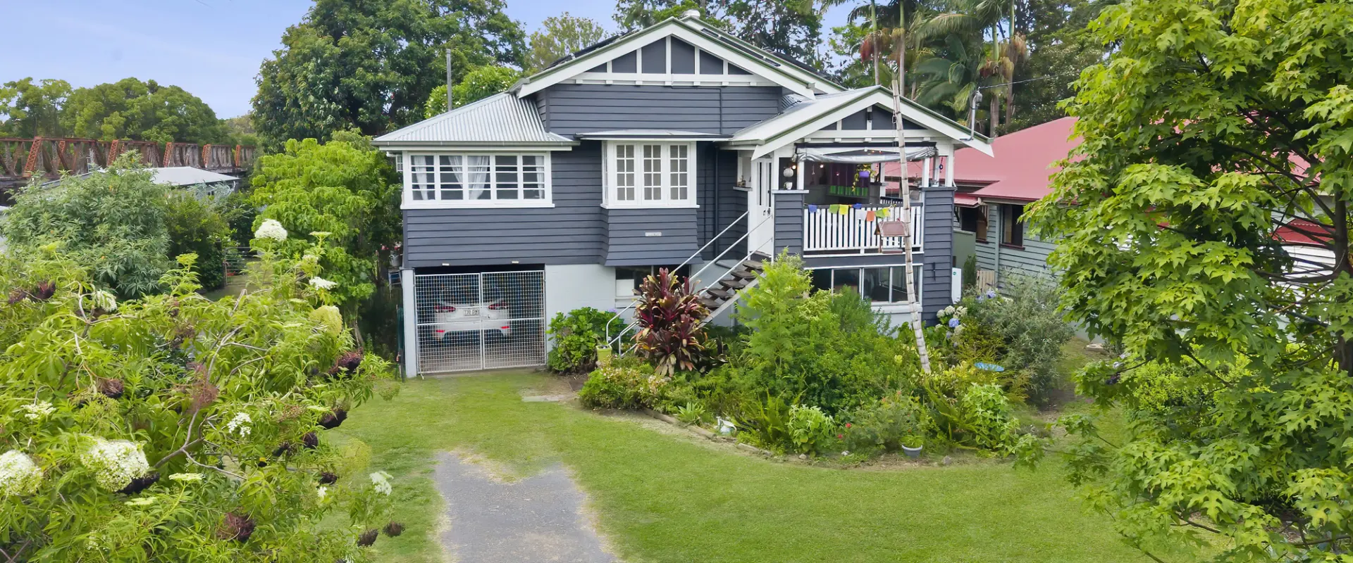 RJR Property - "BRIDGE VIEW"