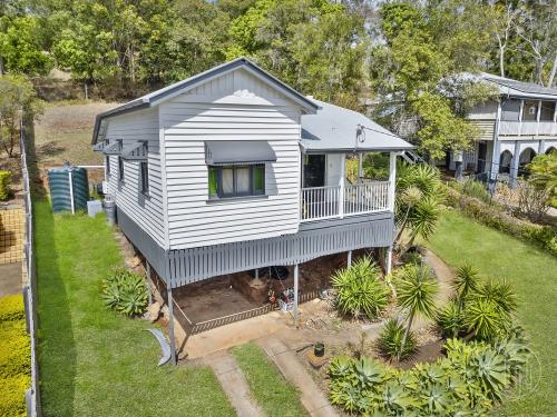 RJR Property - HIGH UP ON THE HILL