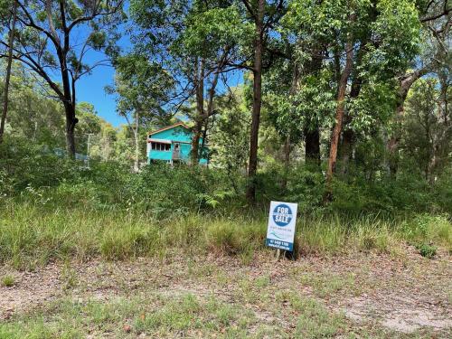 Russell Island Real Estate - The serene south-eastern part of Russell ...