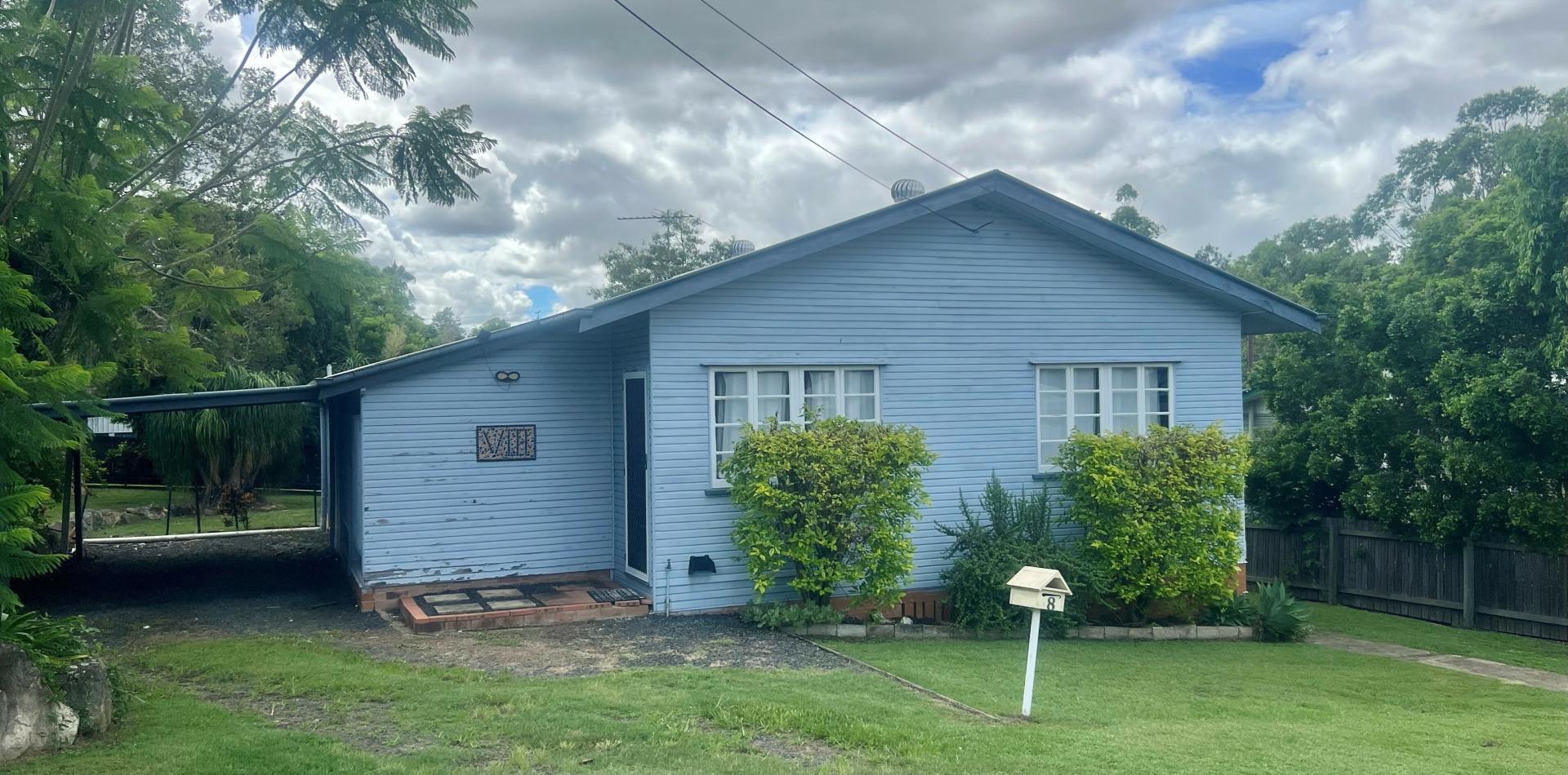 GREAT LOCATION - IPSWICH CENTRAL ! - Shield Management