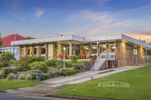 Slater & Slater Real Estate - Sold by Slater & Slater