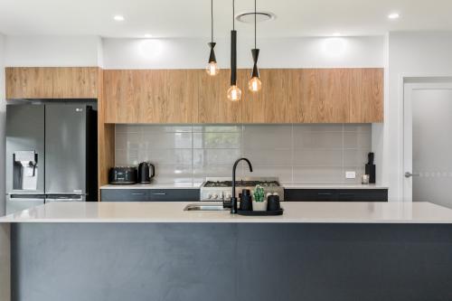 SOLD BY MICHAEL STACK - Real Estate Agents and Property Managers Sippy ...