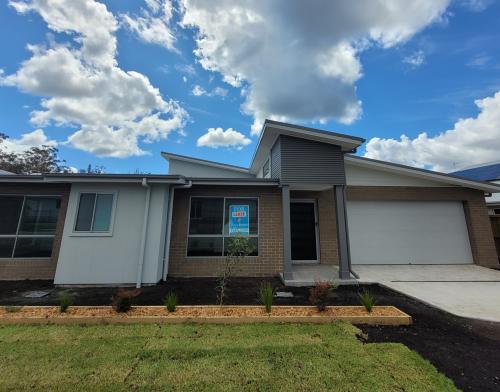 BRAND NEW BUILD - Steve Bates Real Estate