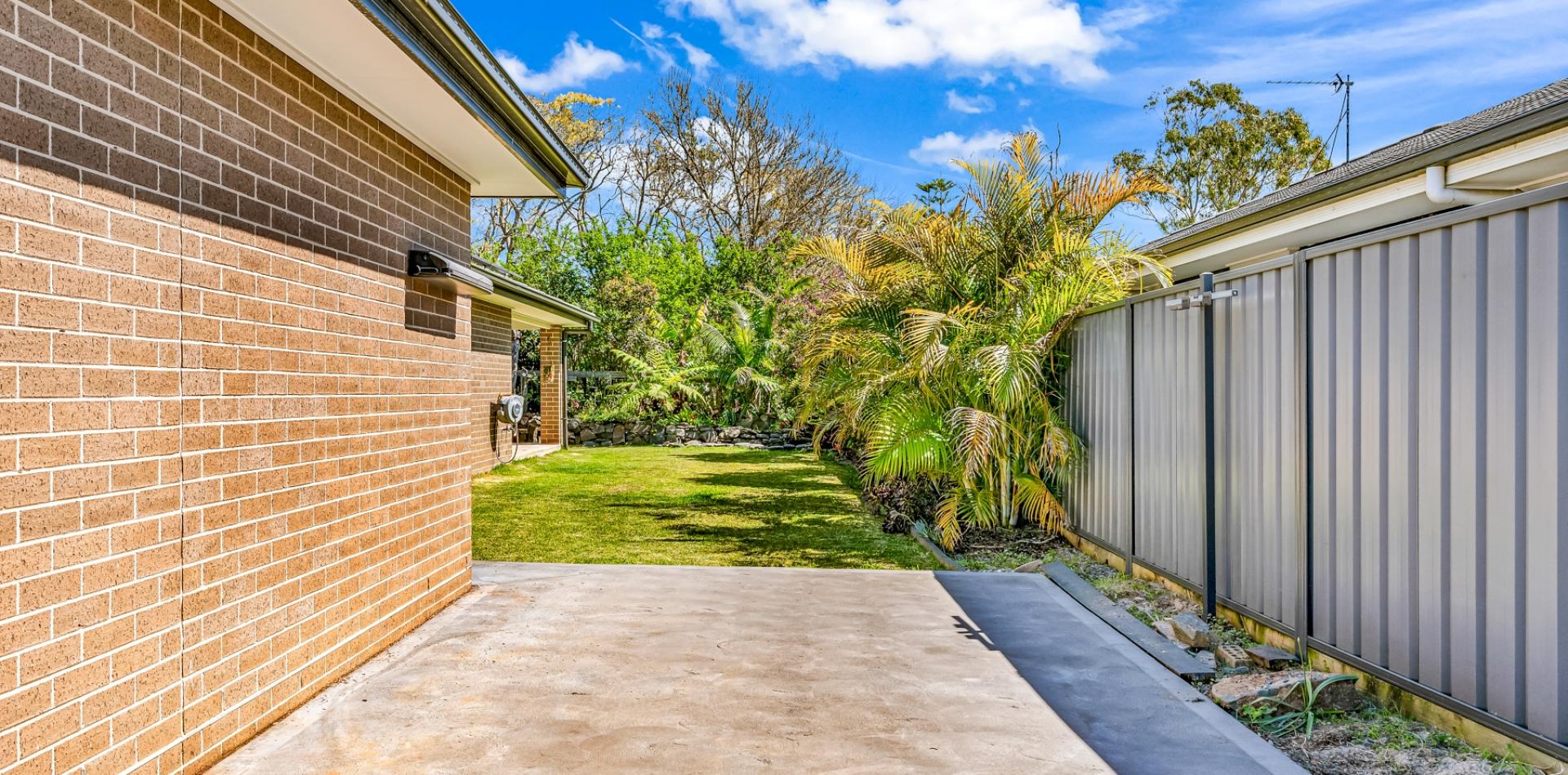 IMMACULATE FAMILY HOME - Steve Bates Real Estate