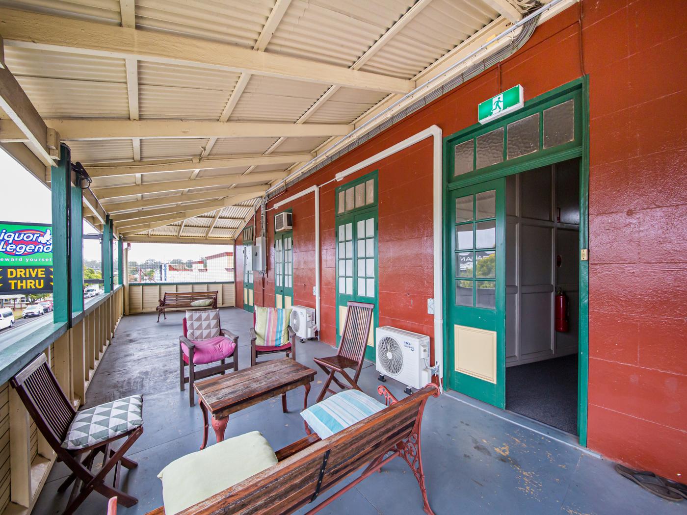 FREEHOLD HOTEL THAT IS A TIMELESS GEM - 118HF