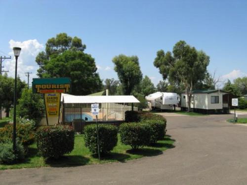 319CPF - Freehold Park in State Hotspot with Land to Develop!