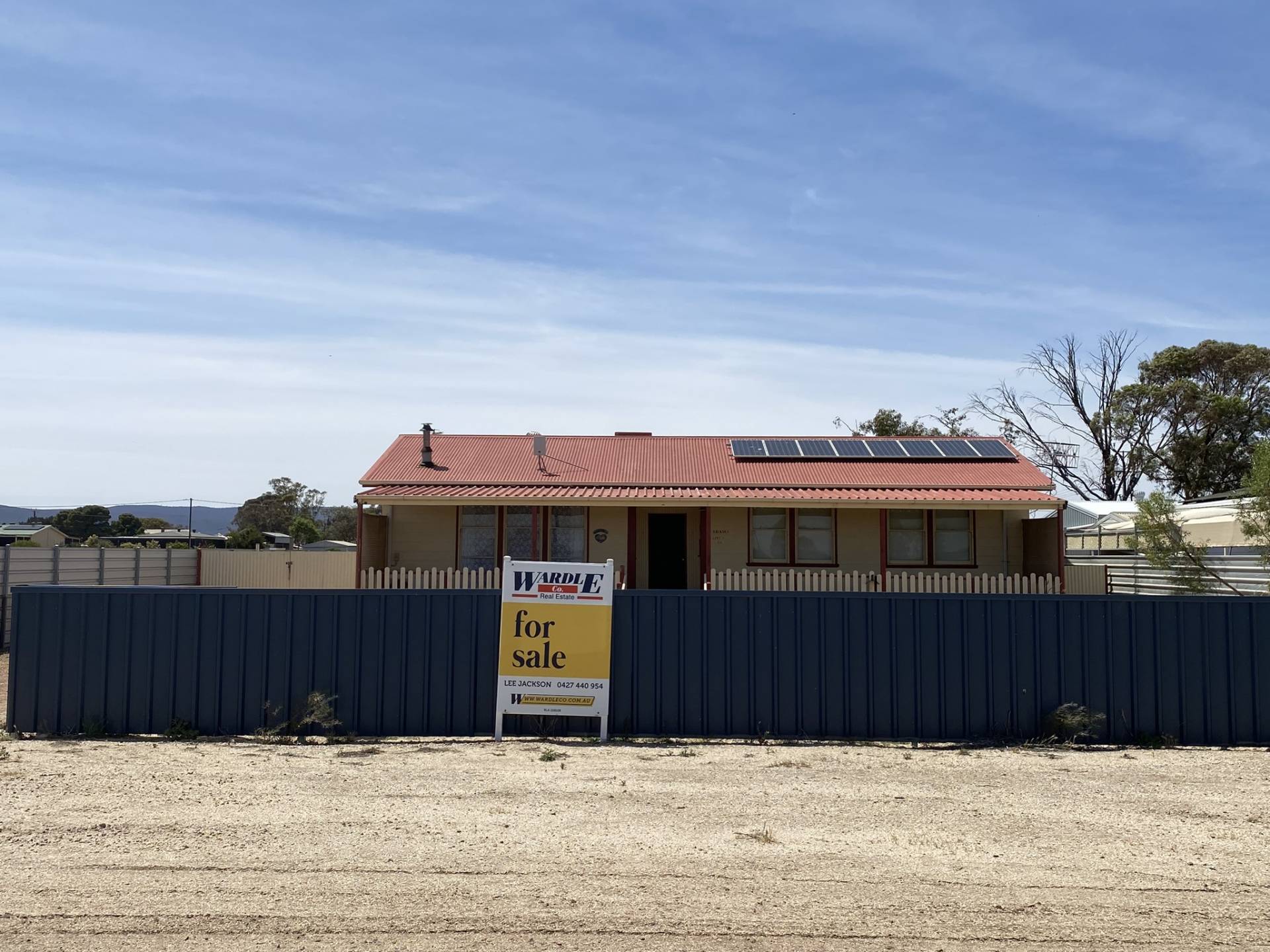 YOUR SEA CHANGE STARTS NOW - Wardle Co Real Estate