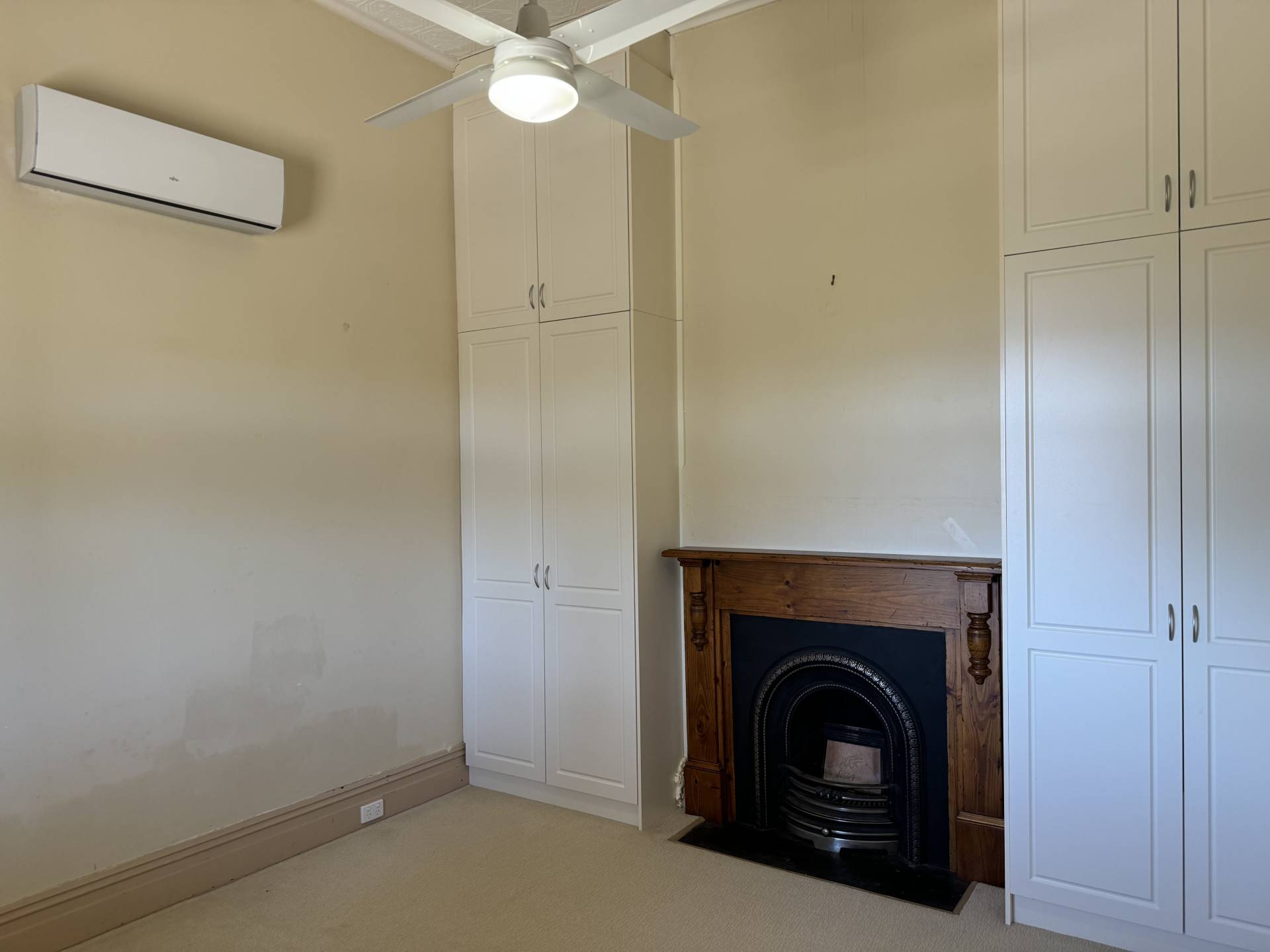 4372 RM Williams Way - Wardle Co Real Estate