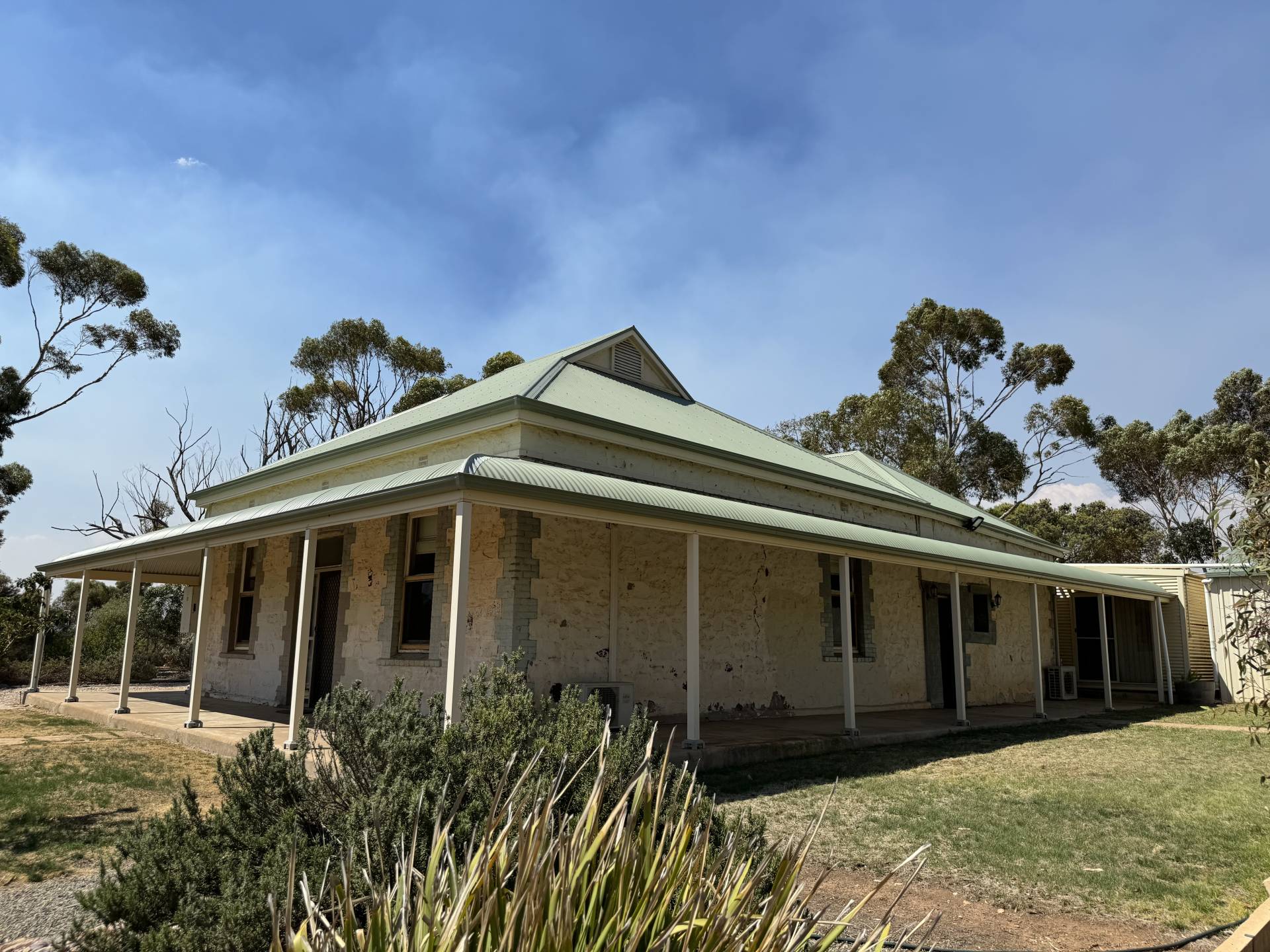 4372 RM Williams Way - Wardle Co Real Estate