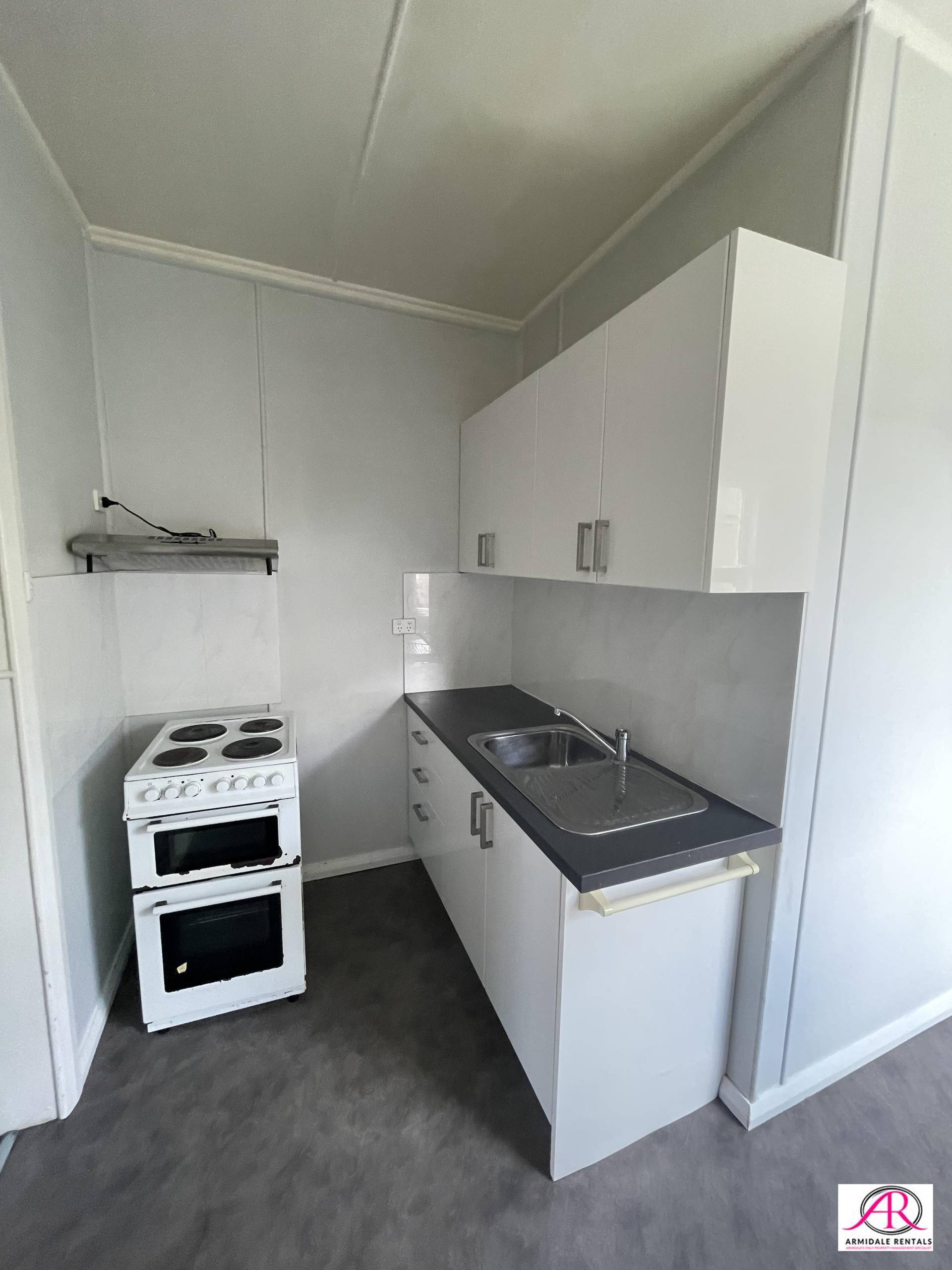 One bedroom - close to town! - Armidale Rentals