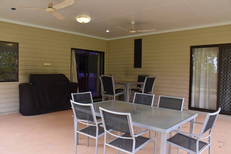 Weipa Real Estate - BEAUTIFUL 5 BEDROOM + OFFICE LOCATED IN NANUM