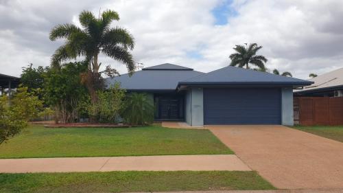 Weipa Real Estate - BEAUTIFUL EXECUTIVE HOME FOR SALE - IN GOLF LINKS ...