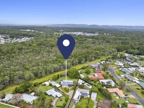 HALF ACRE WITH SINGLE LEVEL DWELLING IN SOUGHT AFTER AREA - CLOSE TO ...
