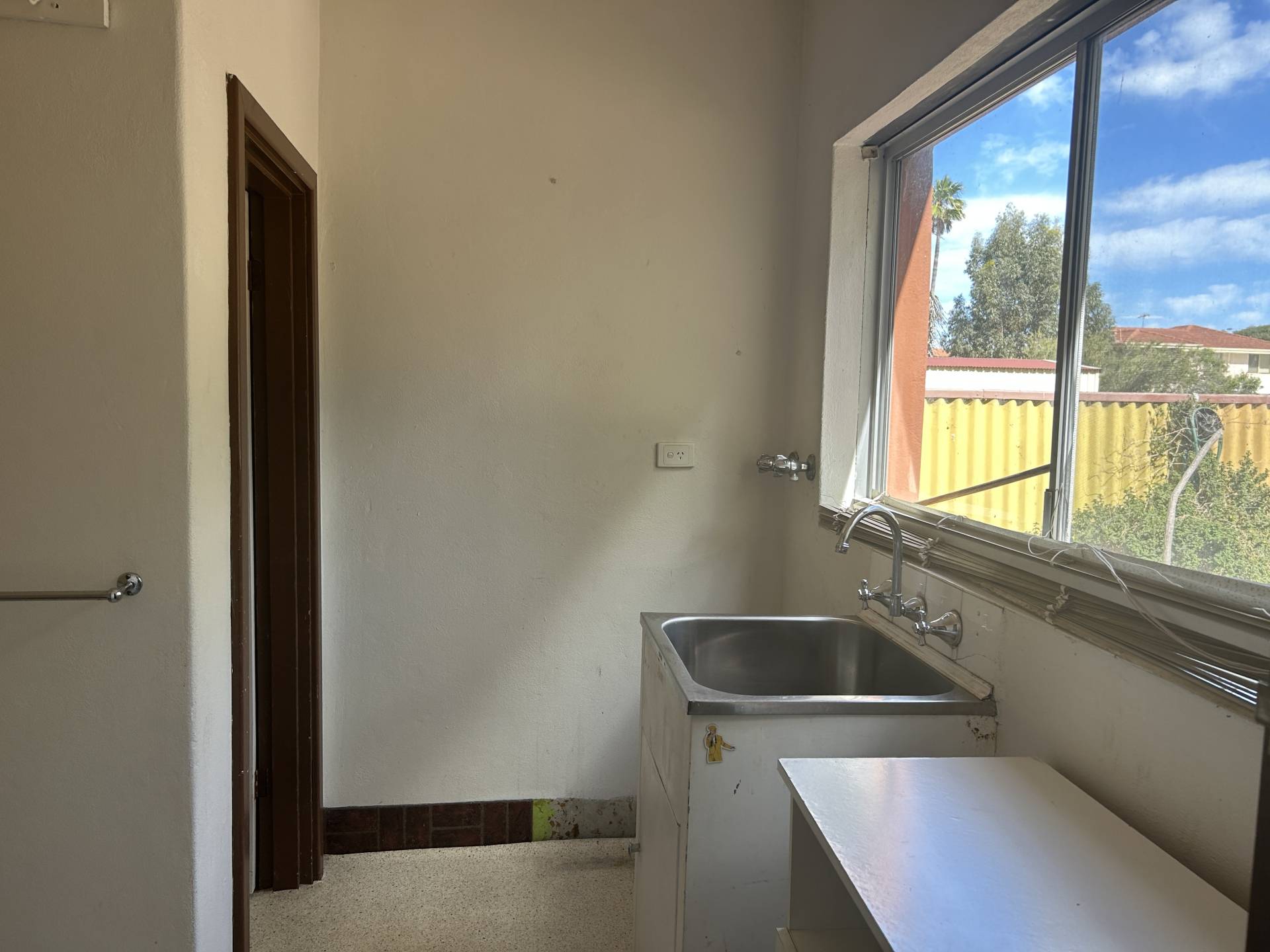 SUN, SURF AND SAND - Periodic lease